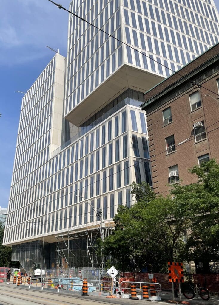 University of Toronto Schwartz Reisman Innovation Centre - Salient ...