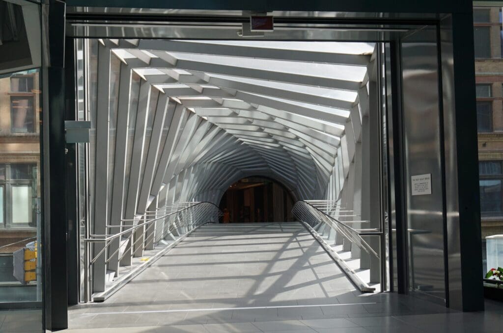 Toronto Eaton Centre Pedestrian Bridge - Salient Engineering
