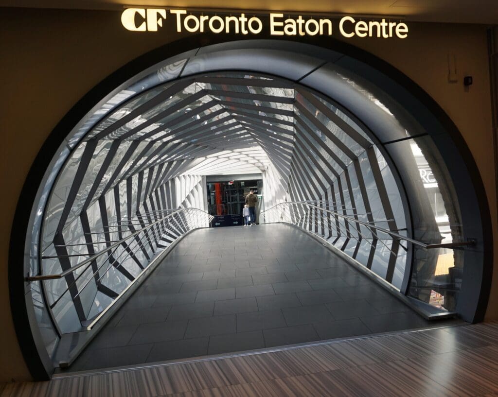 Toronto Eaton Centre Pedestrian Bridge - Salient Engineering